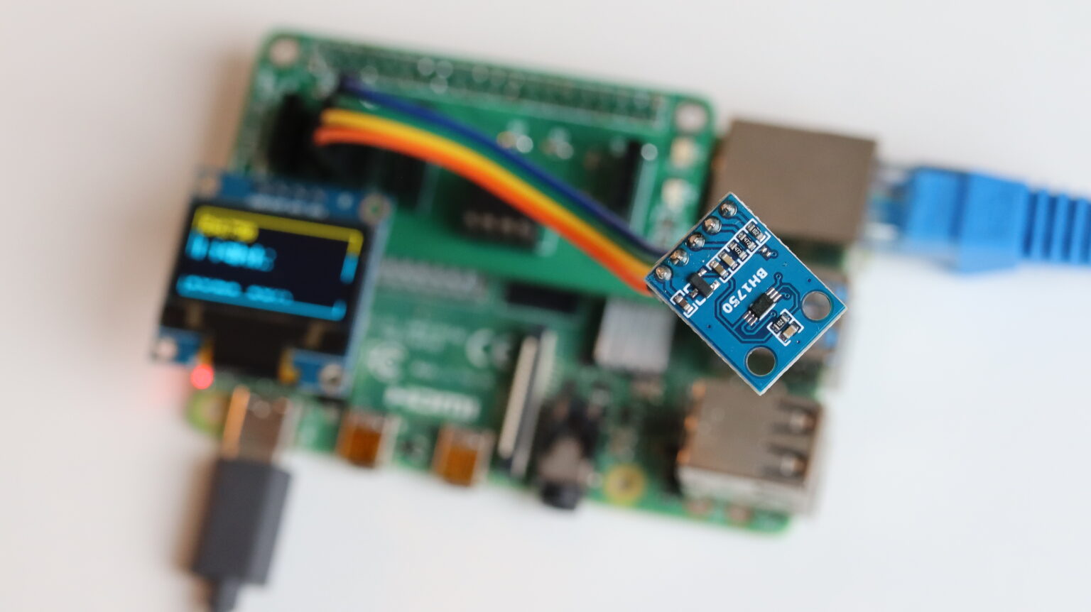Mastering Gesture Recognition with Raspberry Pi and APDS9960 Low-Cost Sensor – ANAVI Technology