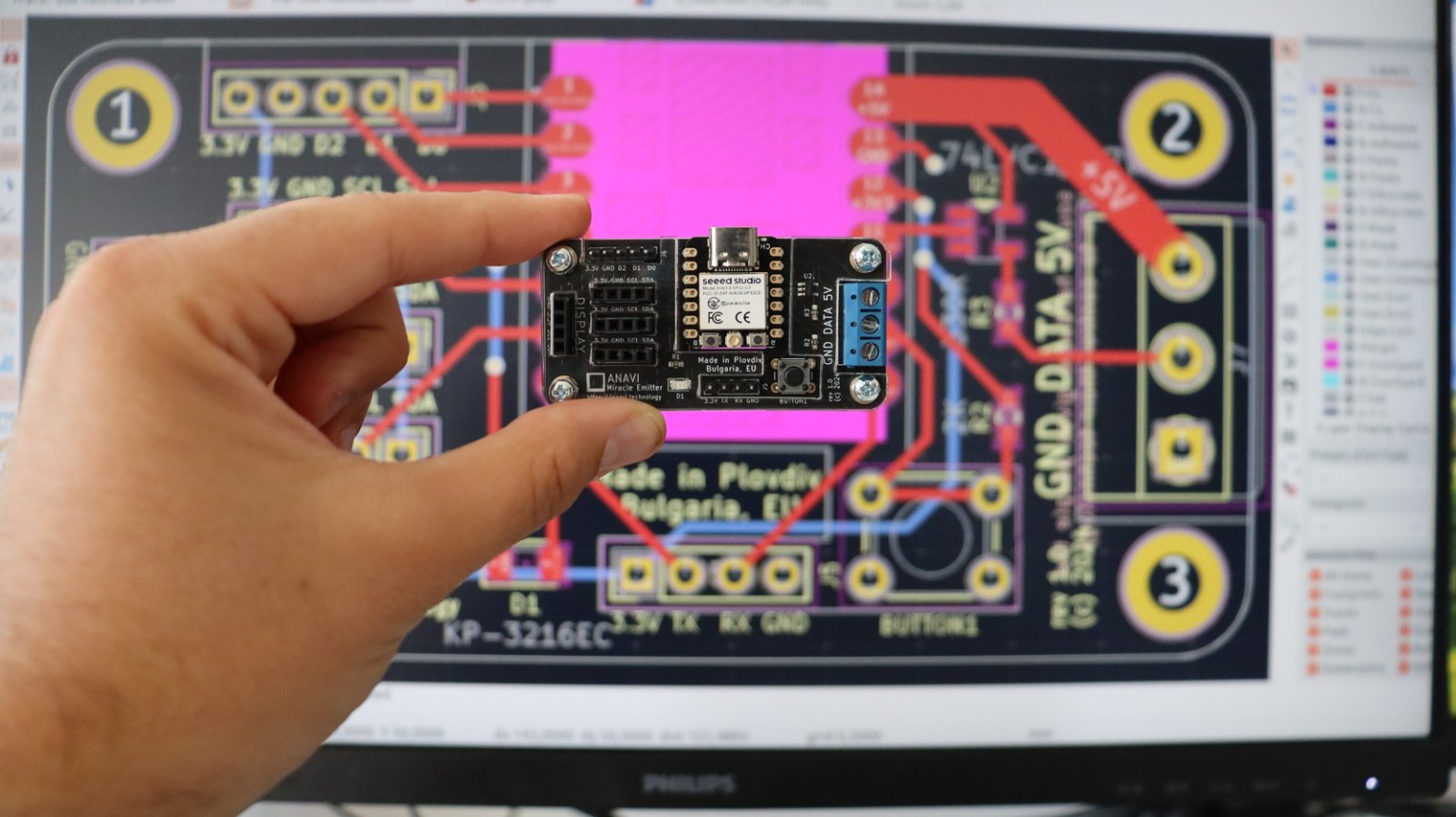 Control NeoPixel WS2812B LED Panels with WLED and ANAVI Miracle Emitter with XIAO ESP32C3 ...
